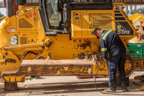 Top Construction Machinery Services: Field & Shop Services