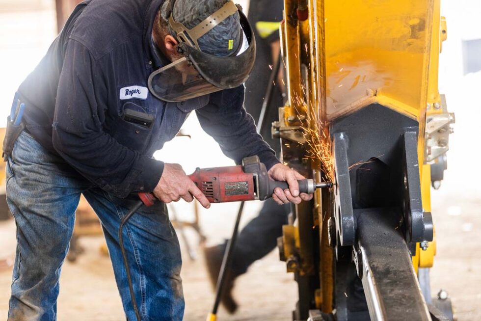 Top Construction Machinery Services: Field & Shop Services